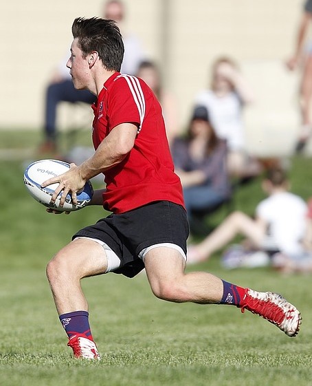 The Difference Between Touch Rugby and Regular Rugby ...